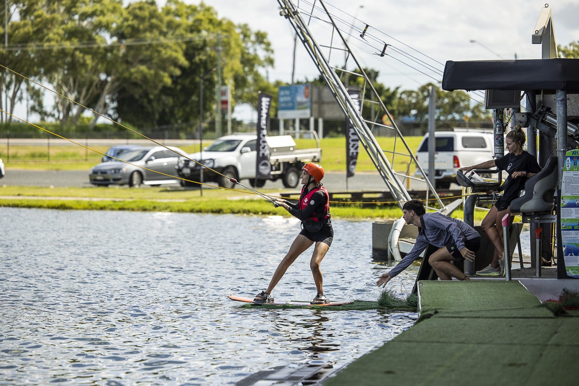 Mackay Adventure Holiday Lodge – Tours & Wakeboarding – Australia
